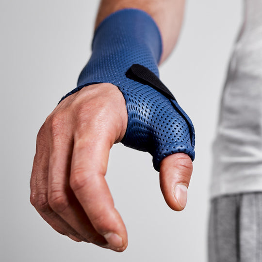 The Short Thumb Opponens Orthosis – WS Medical (2004) Limited